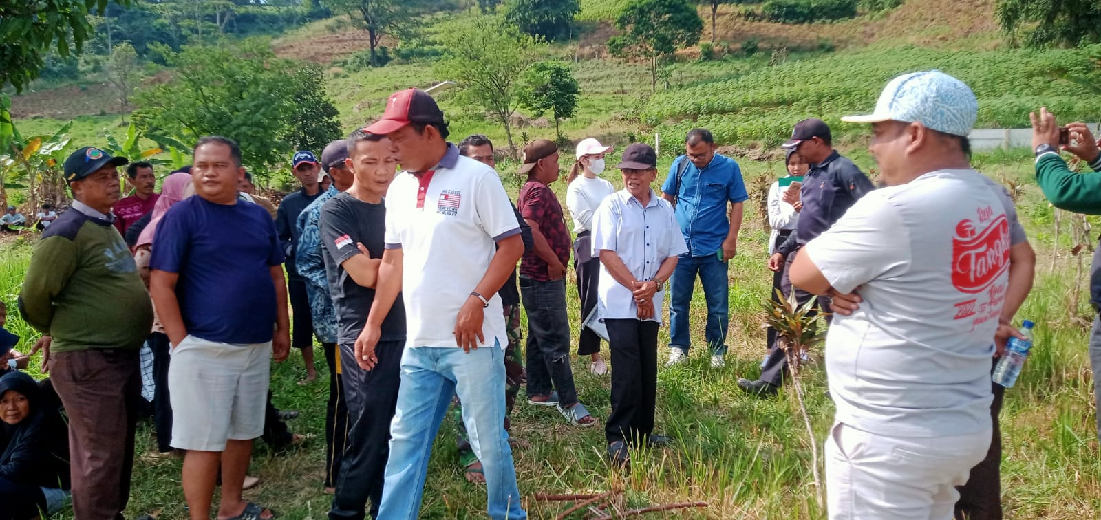 Demi Mempertahankan TPU Yang Diklaim Oleh PT.Putra Sentra Prasarana ...